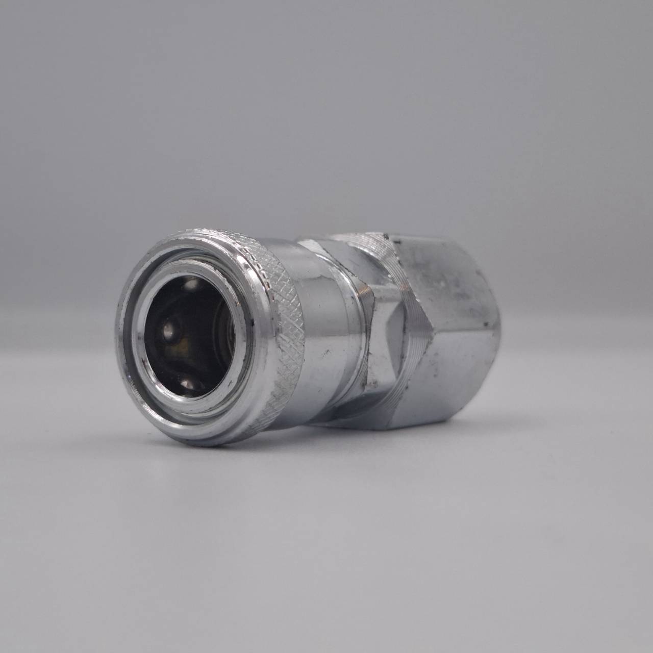 ระบบนิวเมติก: ข้อต่อลมสวมเร็ว คอปเปอร์ลม เกลียวใน รุ่น SF เกลียว1/2 ...